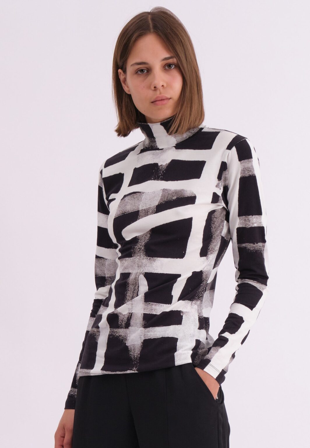 EDGE TOP HERO PRINT - Borderfree