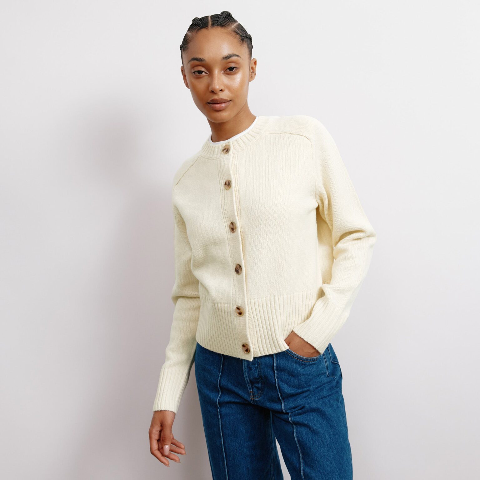 Cream Crew Cardigan - Borderfree