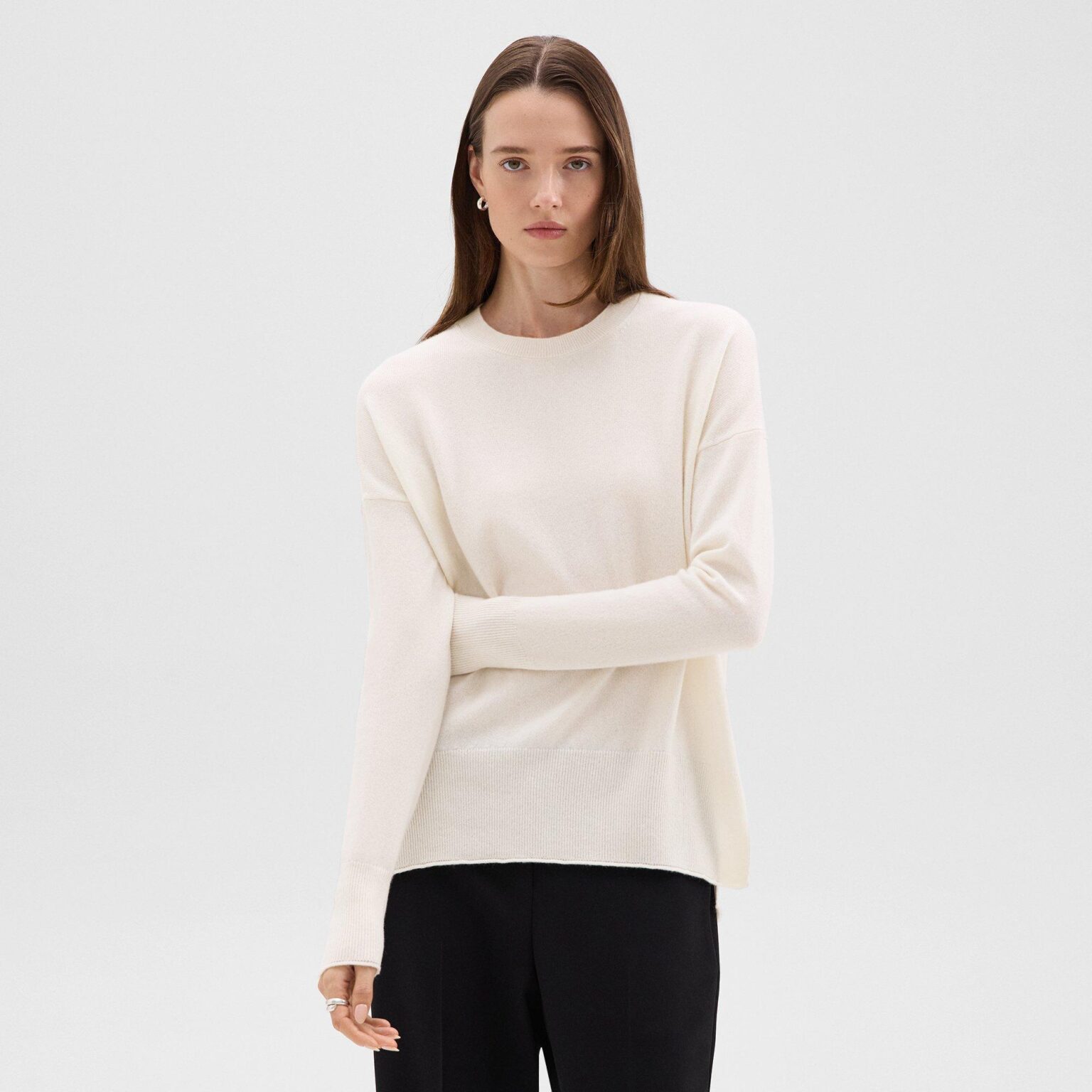 Relaxed Sweater in Cashmere - Borderfree