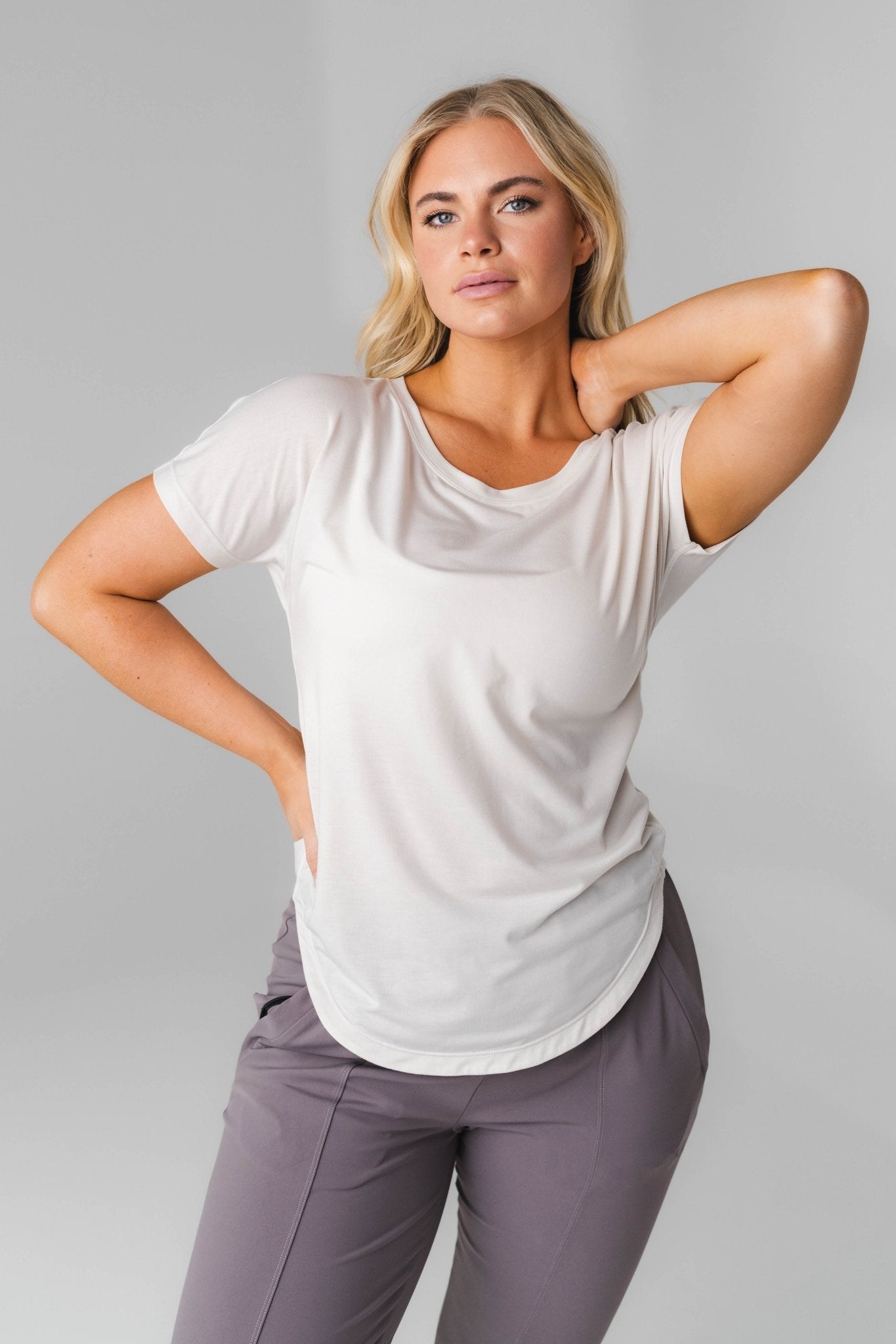 Vitality Versa® Full Tee - Ash - Borderfree