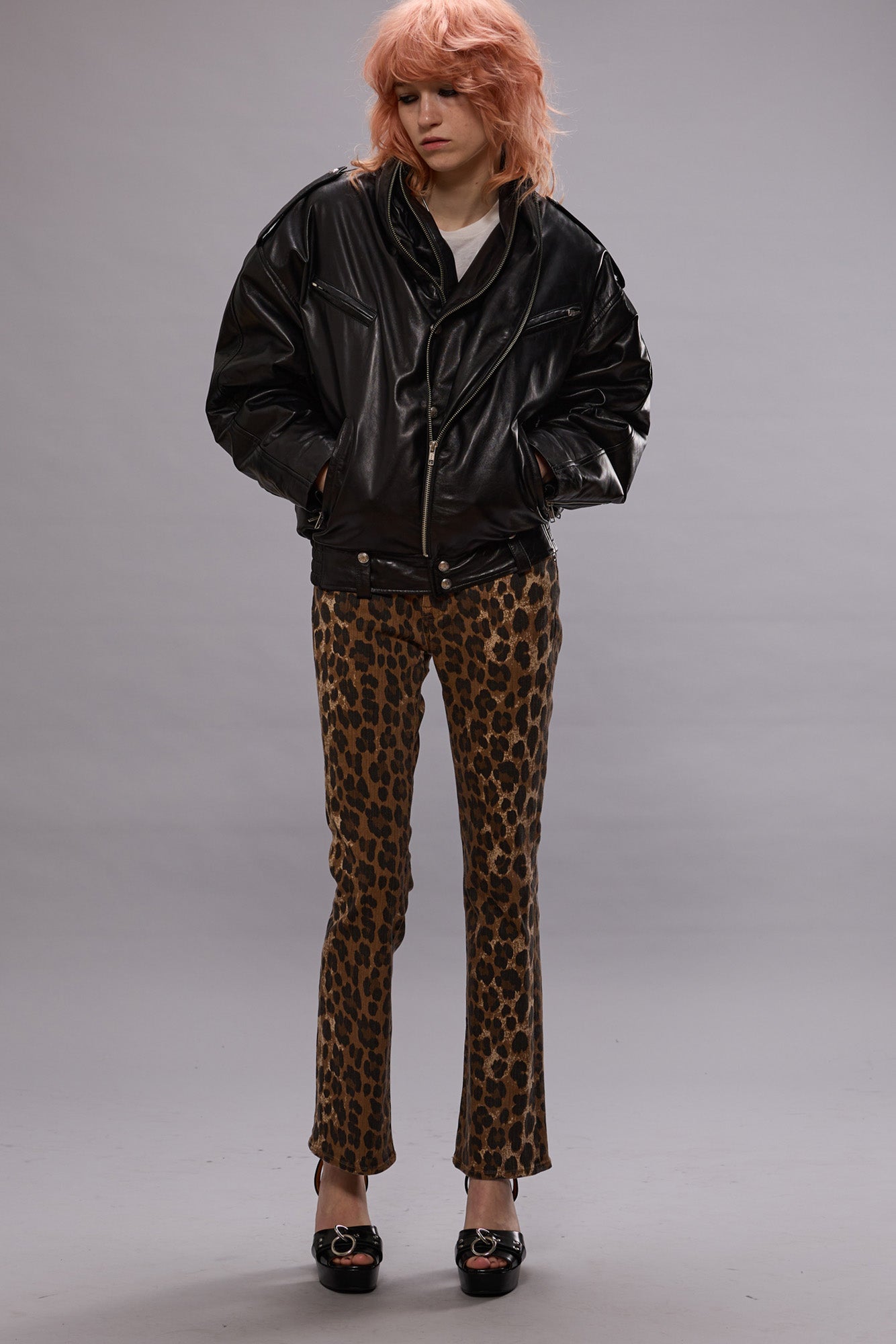 KICK FIT - STONE WASHED LEOPARD - Borderfree