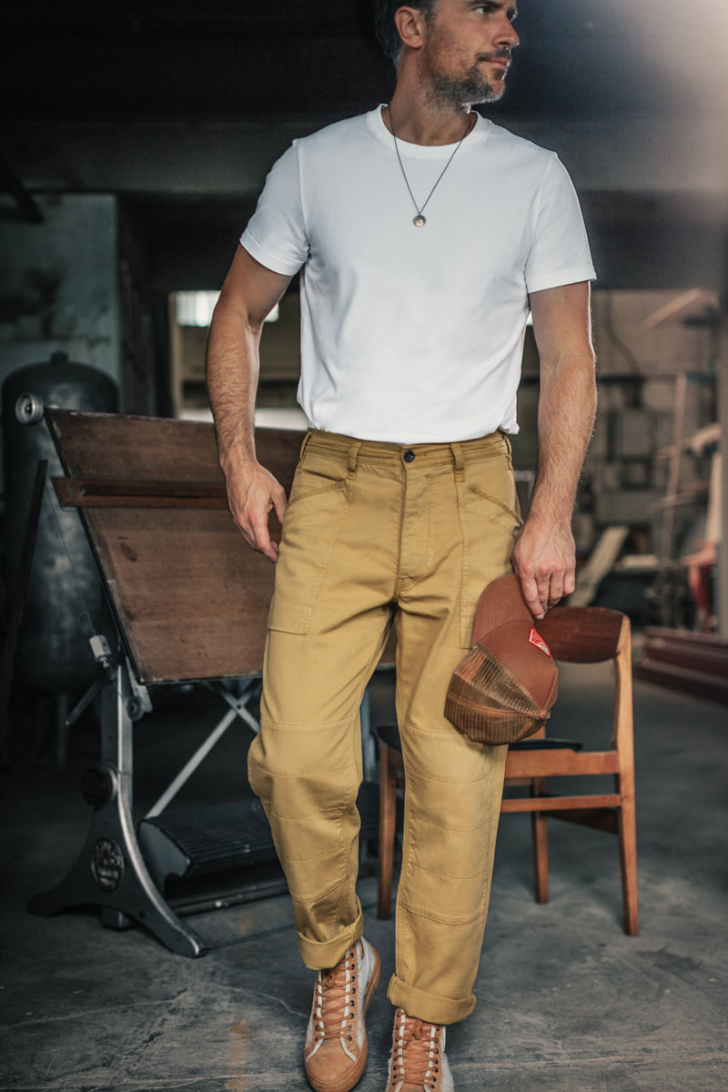 &SONS Shigoto Pant Sandstone - Borderfree