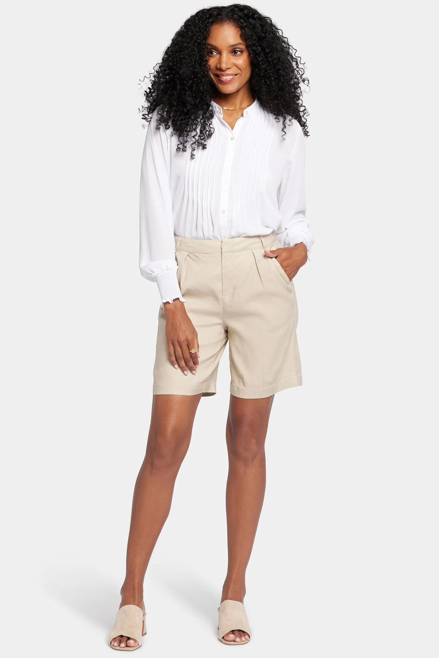 Relaxed Shorts - Feather - Borderfree