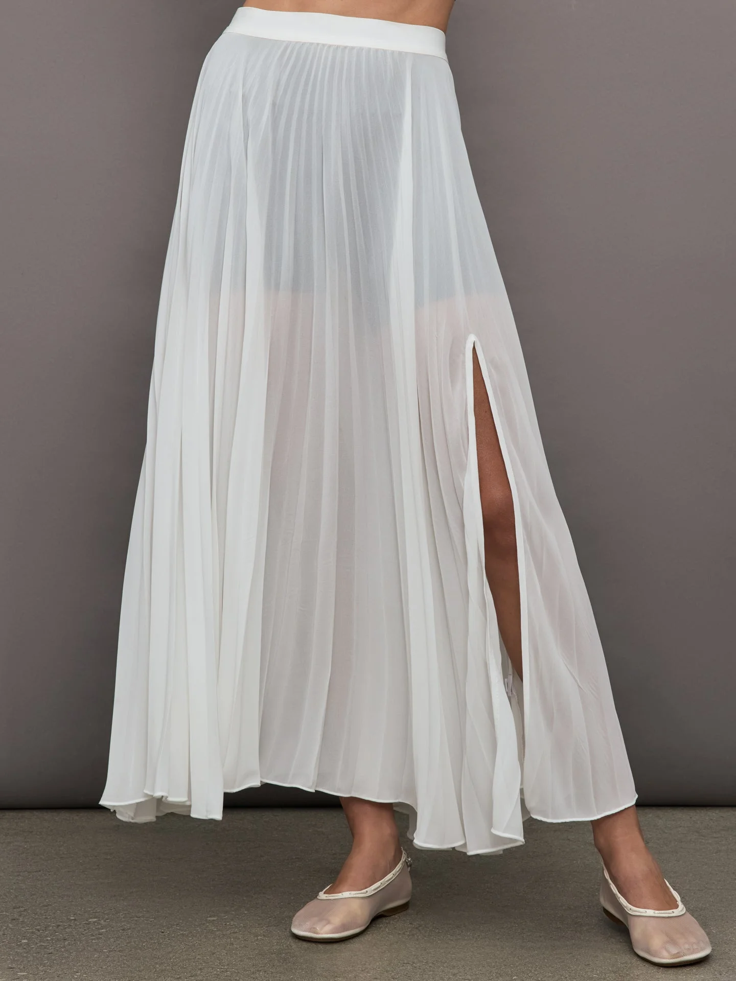 Mesh Pleated Skirt - Ivory - Borderfree
