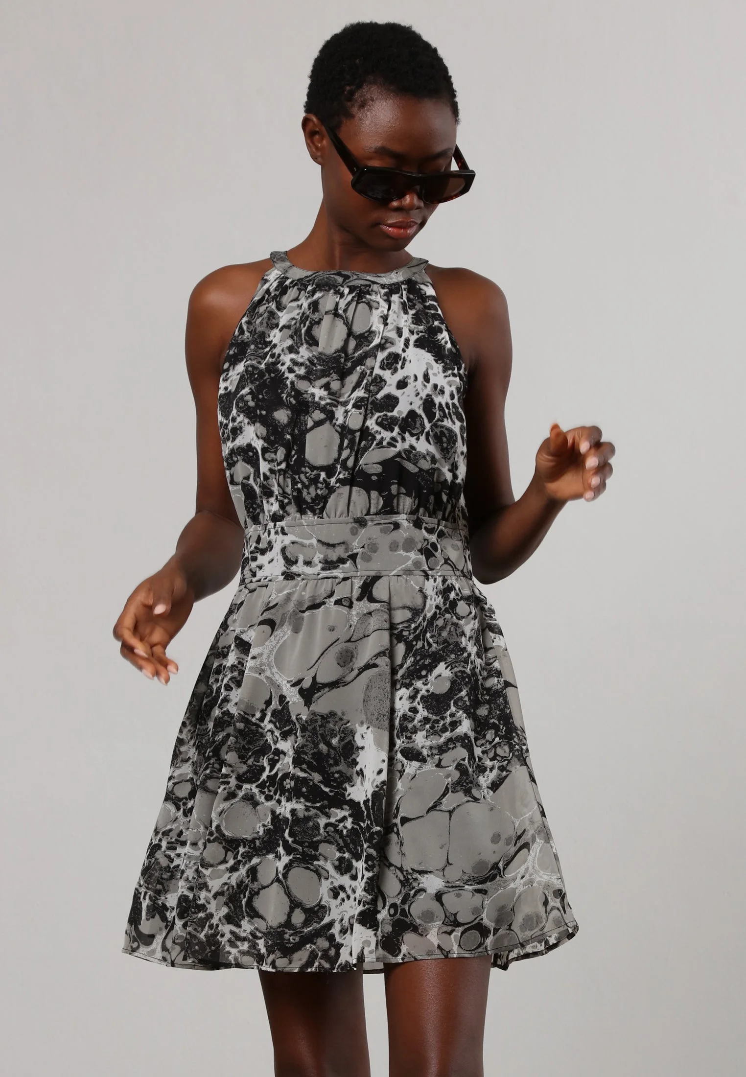 NOIR MINI DRESS STREAM - Borderfree