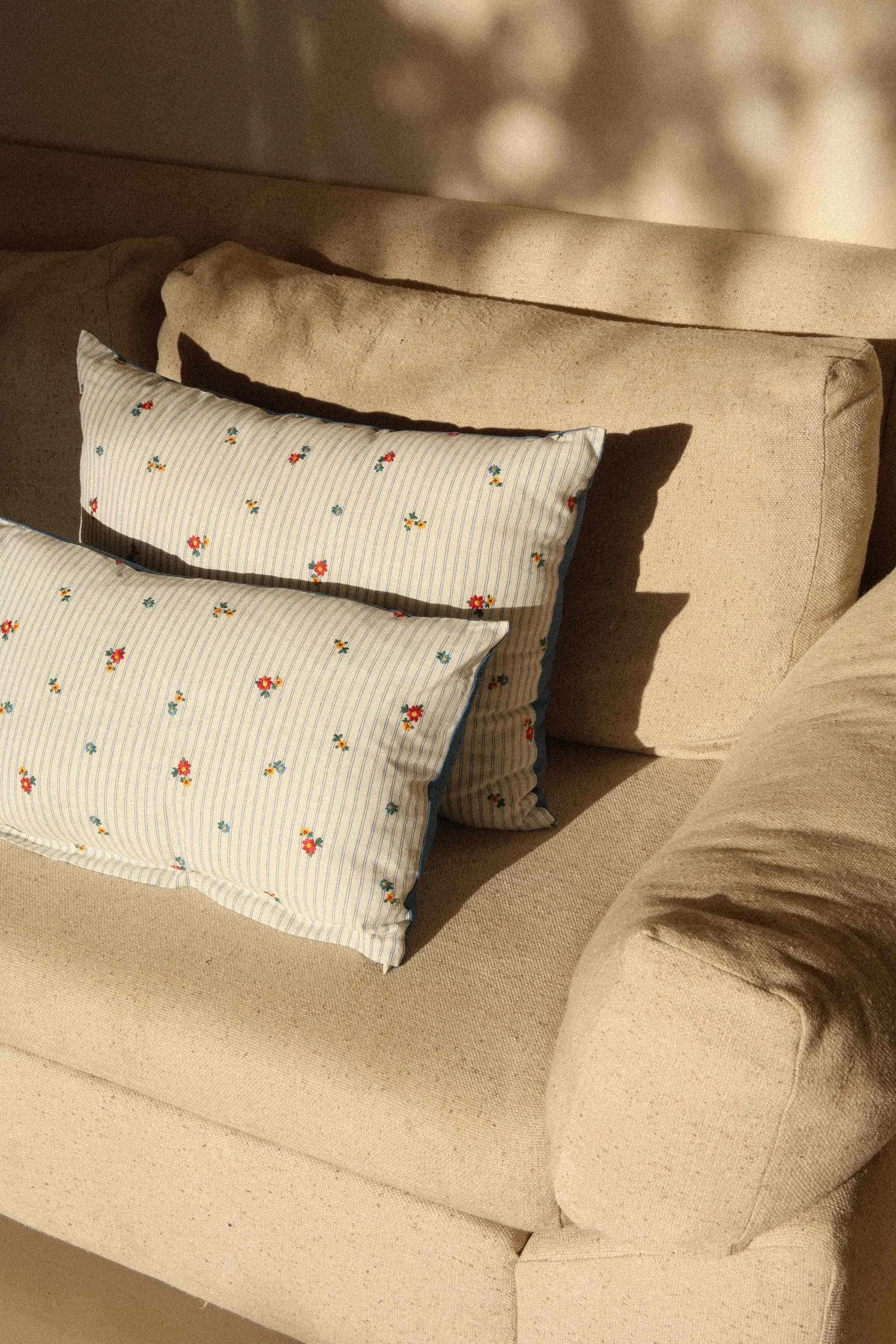 Cushion vice versa BLUE ATLANTIC STRIP - Borderfree