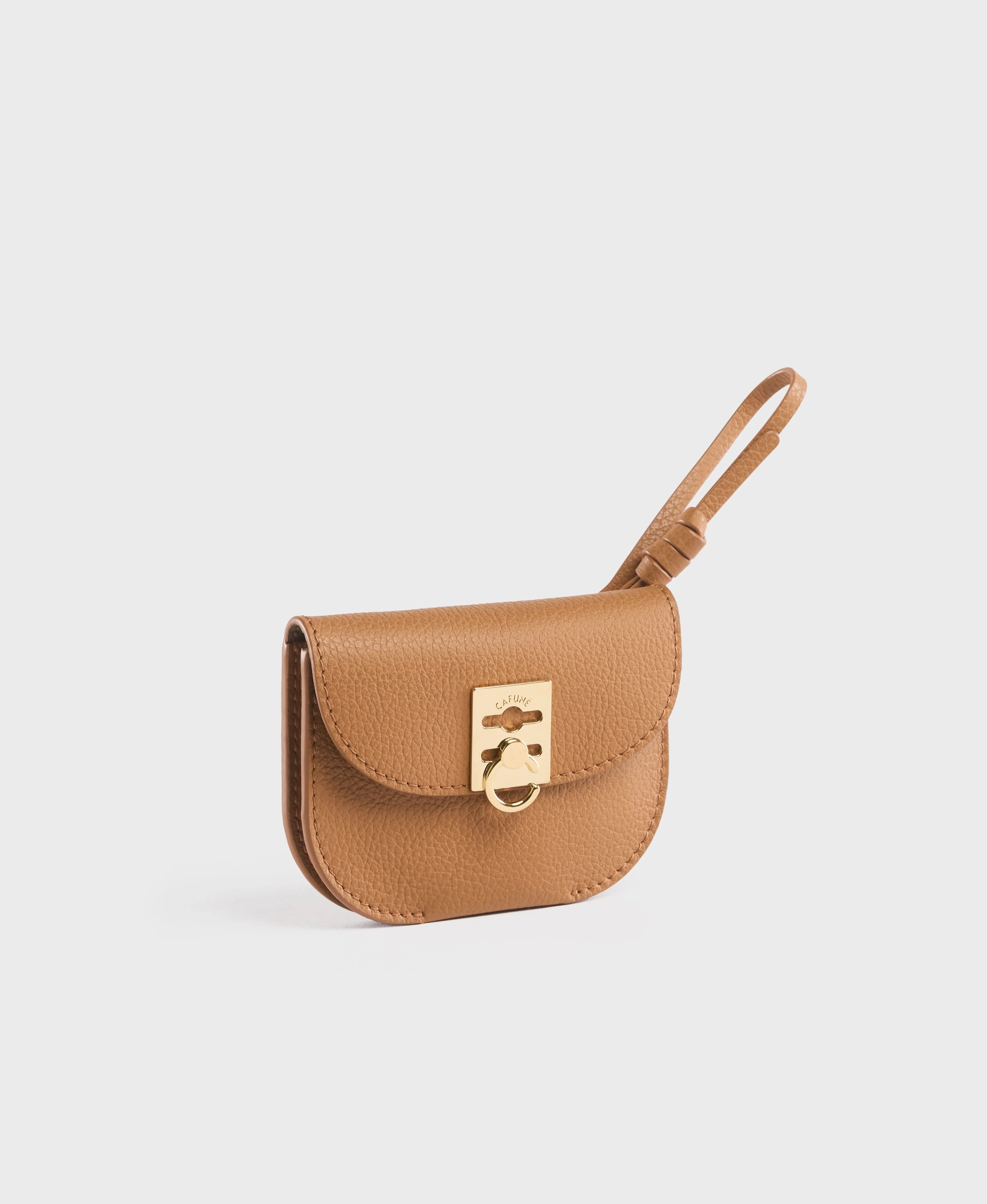 Day Pouch - Pecan - Borderfree