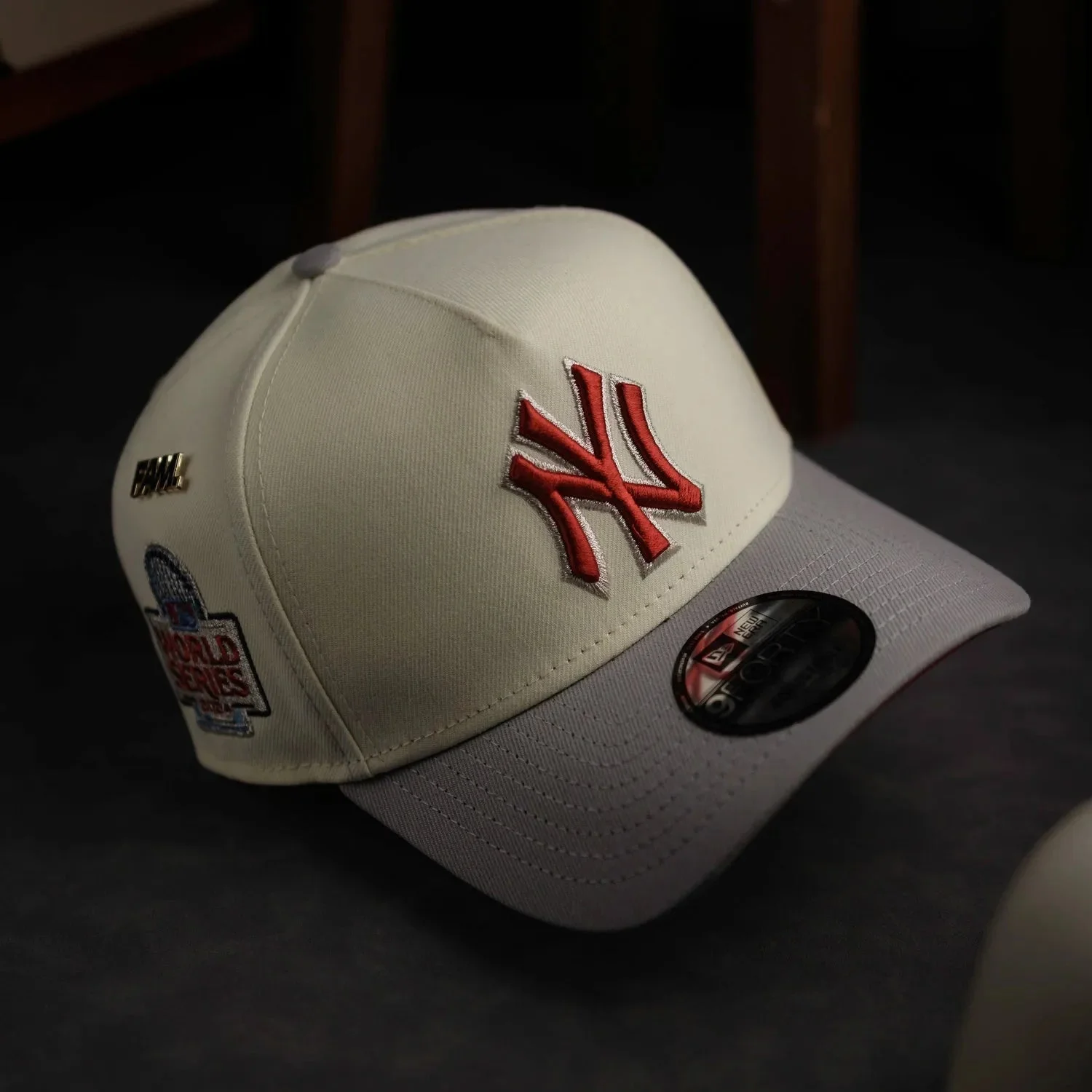 NEW ERA 9FORTY A-FRAME MLB NEW YORK YANKEES WS 24 TWO TONE CHROME WHITE ...