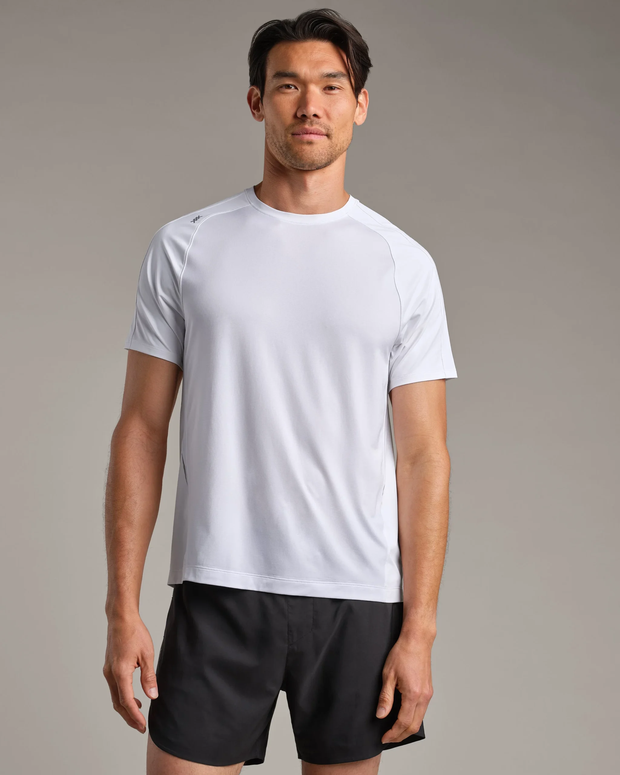 Extra Mile Air Tee - Bright White - Borderfree