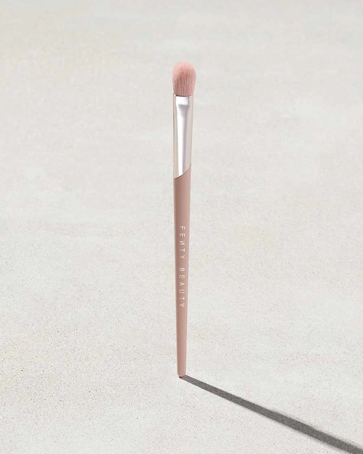 Precision Blending Brush 230 - Borderfree
