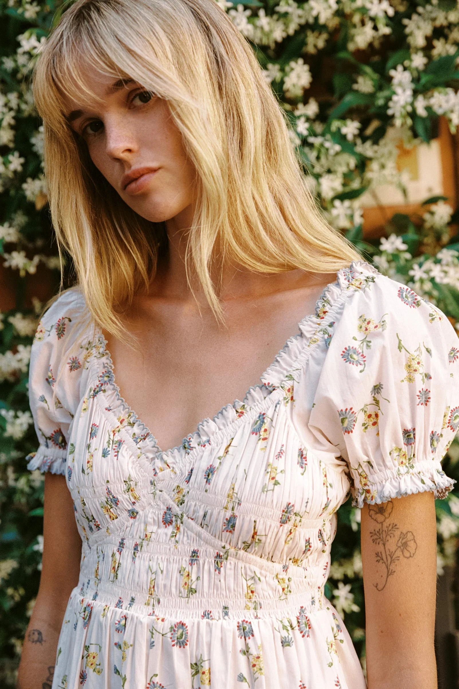 The Matilde Dress | Alabaster Daisy - Borderfree