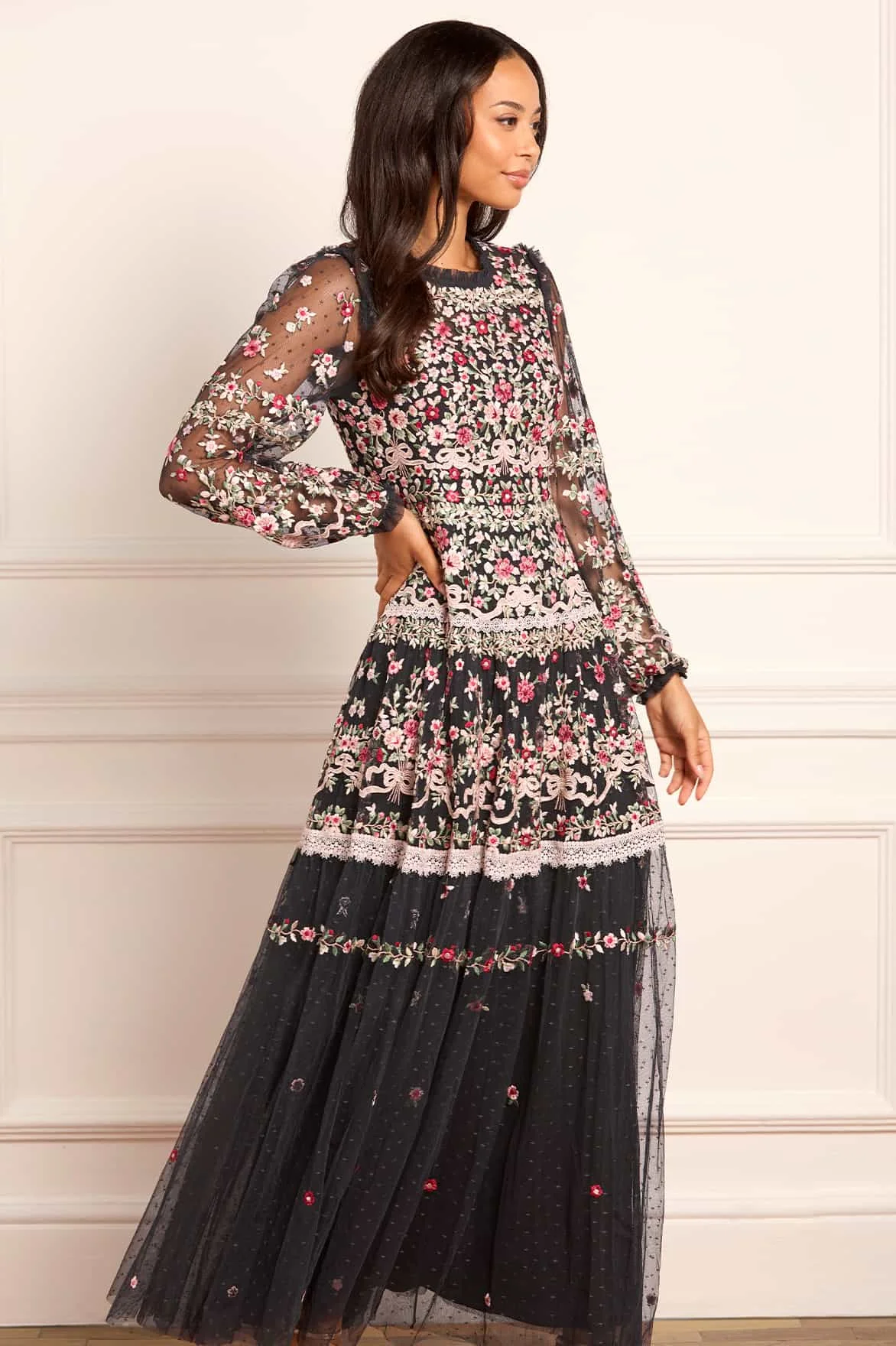 Ribbon Bouquet Gown - Borderfree