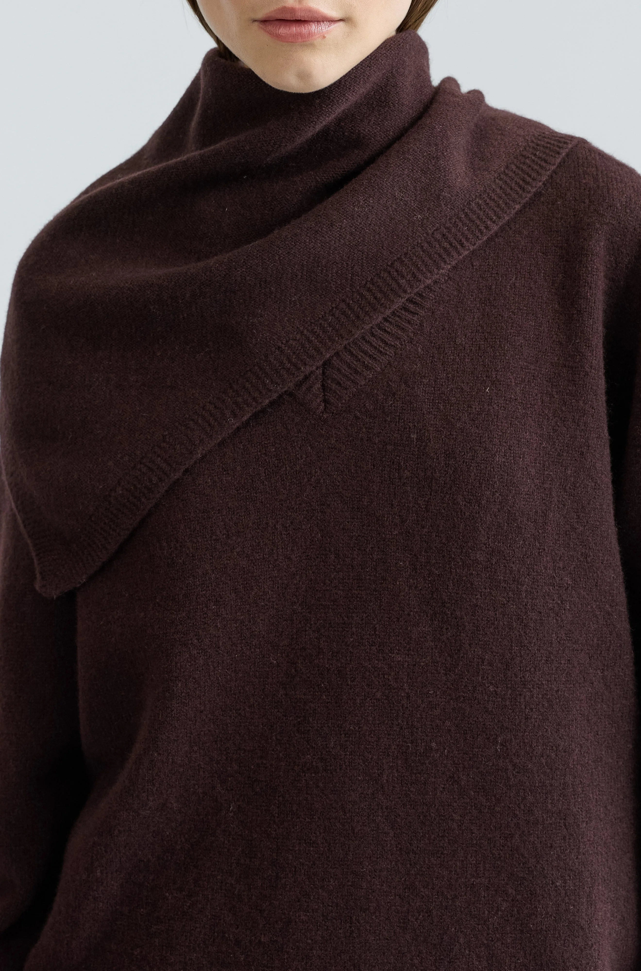 Triangle Neck Scarf - Borderfree