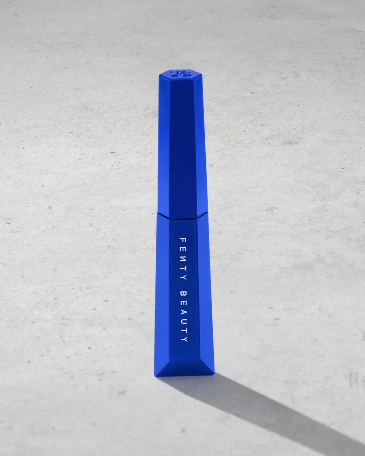 Hella Thicc Volumizing Mascara — Elec'Trip Blue - Borderfree